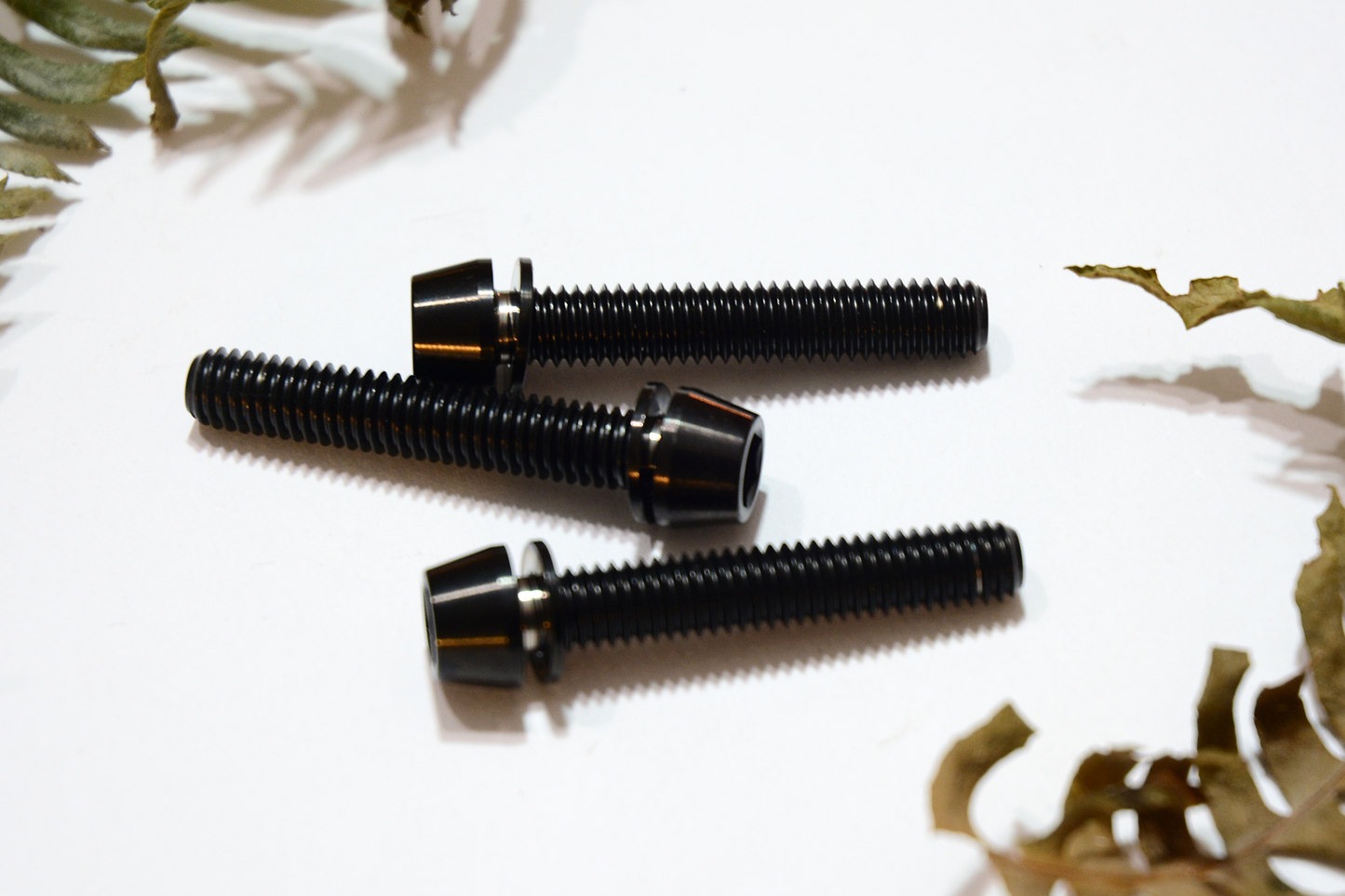 M6X35 TAPERED – Thetibolt